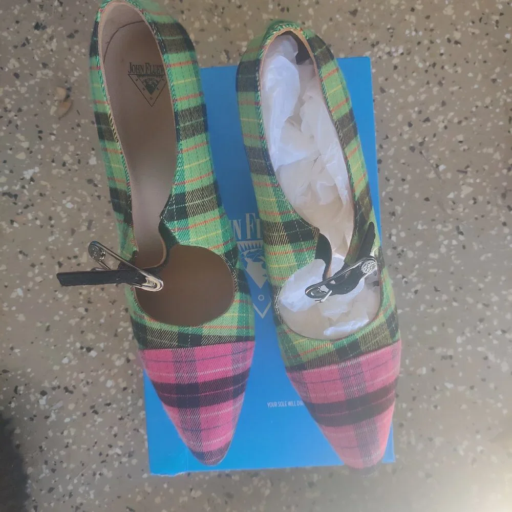 John Fluevog | Shoes | John Fluevog Malala Style Shoes Size 2 W 1 M New ...